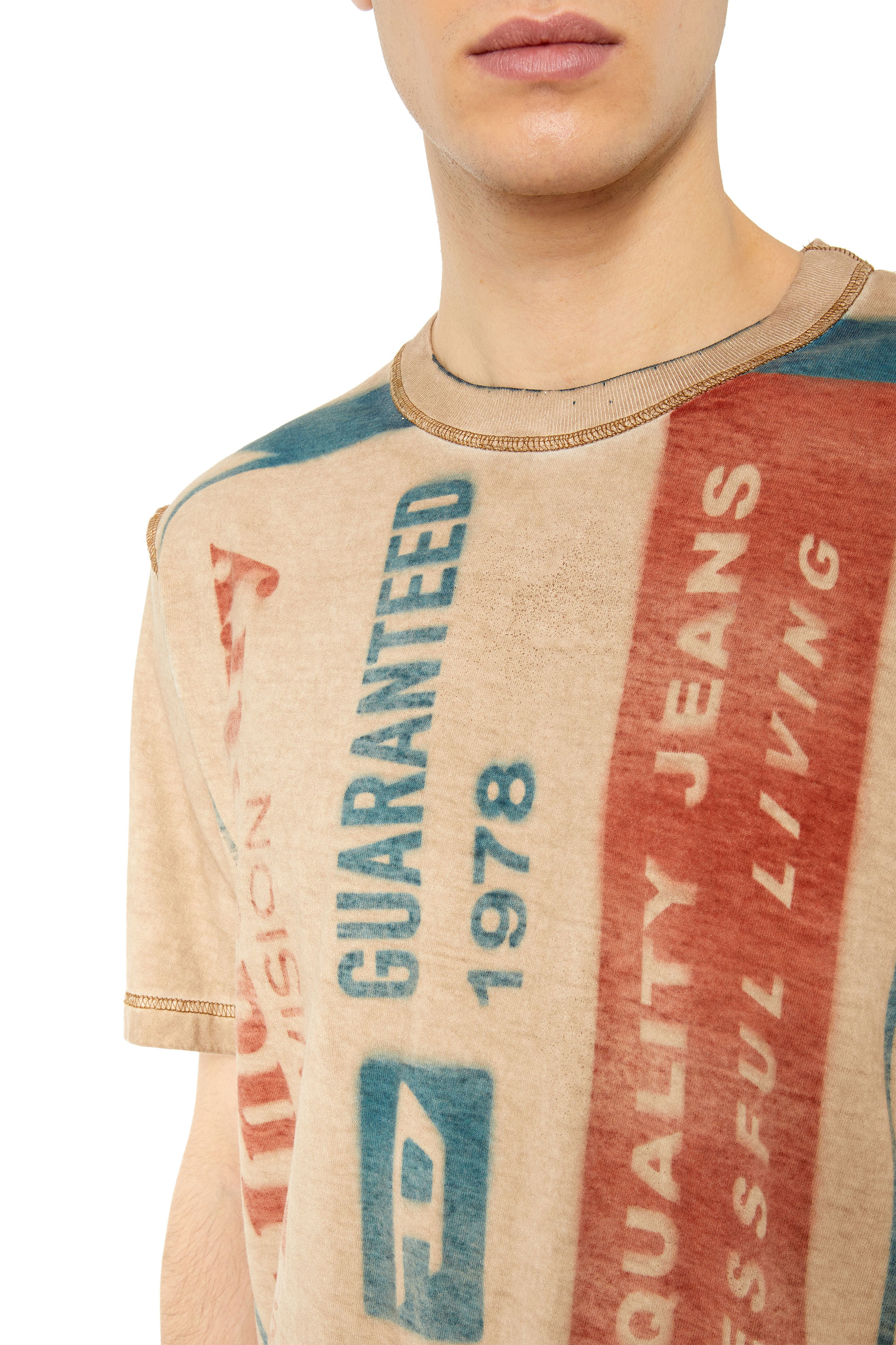 T-JUST-G13 Man: T-shirt with jacron patch print | Diesel
